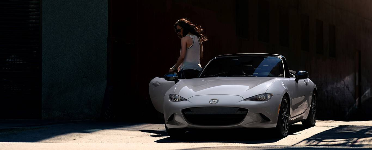 Everything New in the "ND3" Mazda MX-5 Miata - Worth Driving